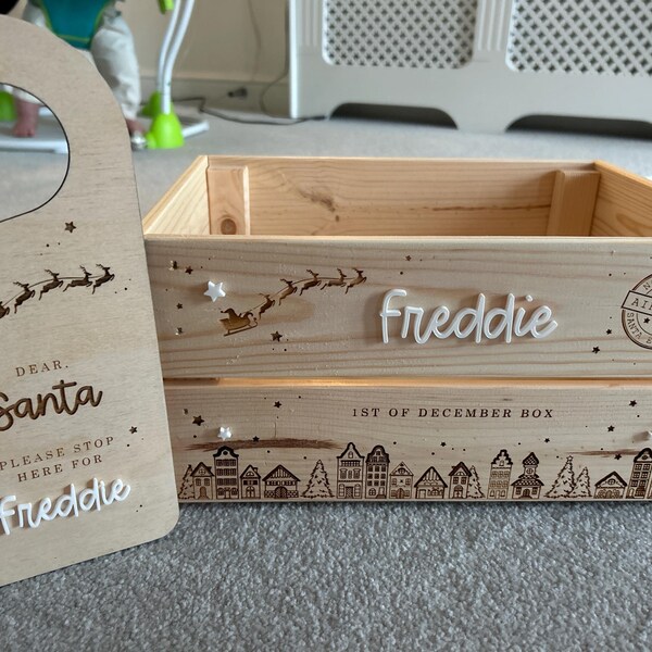 Personalised Hanger Tags | Hanger Place Cards | Hanger Place Names ...