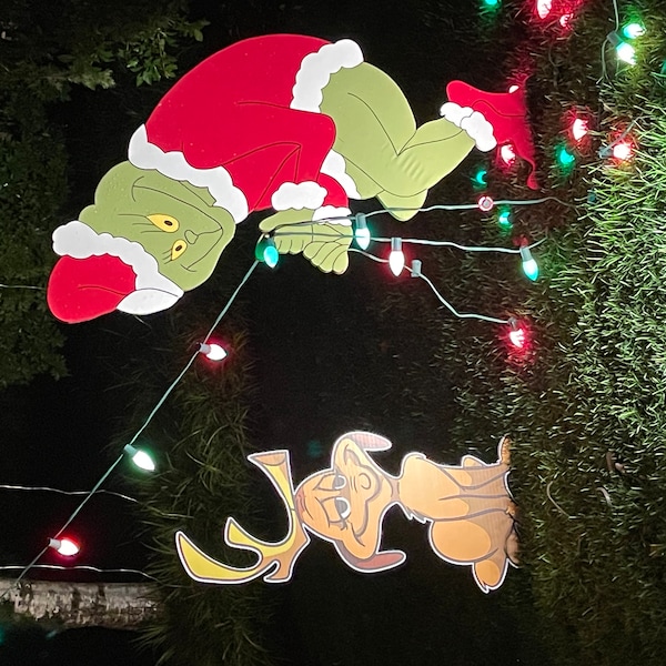 Grinch Max the Dog Christmas Yard Decoration: Vibrant Waterproof Sign ...