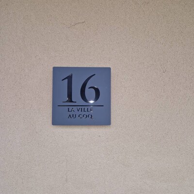 K Smart Sign Bellissima S1 Laser Cut Matt Gray & Black Mirror Floating ...