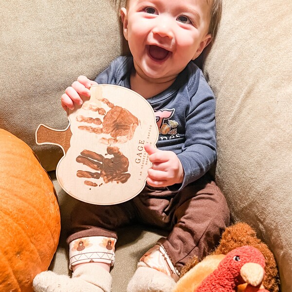 Pumpkin Handprint Art | Fall Baby Art | Baby Halloween Crafts | My ...