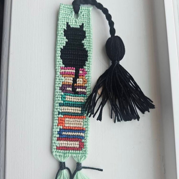 Greek Wave Friendship Bracelet, DMC Embroidery Floss, Hand-knotted ...