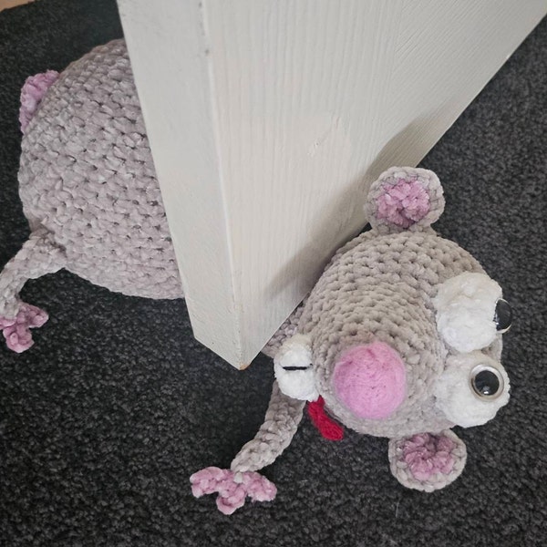Crochet DOOR STOP Pattern, PDF Rat Door Stop, Crochet Rat, English Door ...