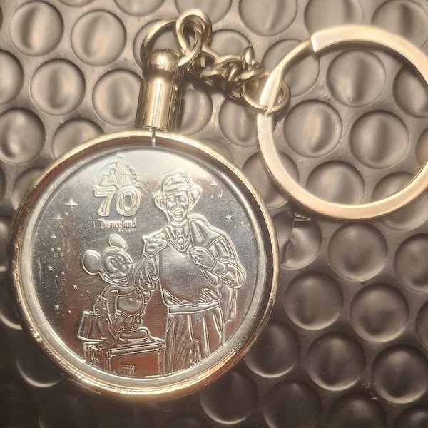 Do It Yourself (DIY) *fit Your Coin* (39MM) Bezel Keychains - Etsy
