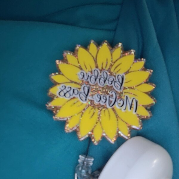 Clam Shell Badge Reel, Mermaid Accessories, ID Badge Clips, Seashells ...