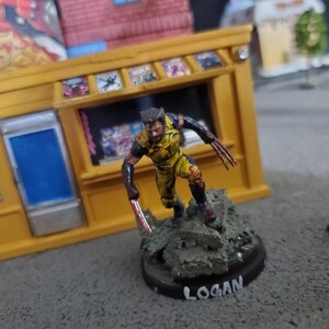 Raven Queen 32mm Scale Alien Miniature RPG Sci Fi Cyberpunk Role ...