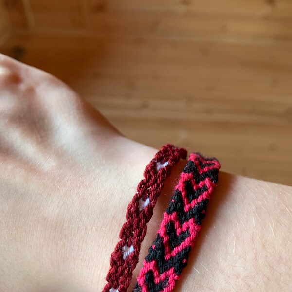Customizable Tiny Heart Friendship Bracelet, Woven Mini Heart Bracelet ...