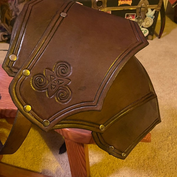 Leather Shoulder Armor Guards - Etsy
