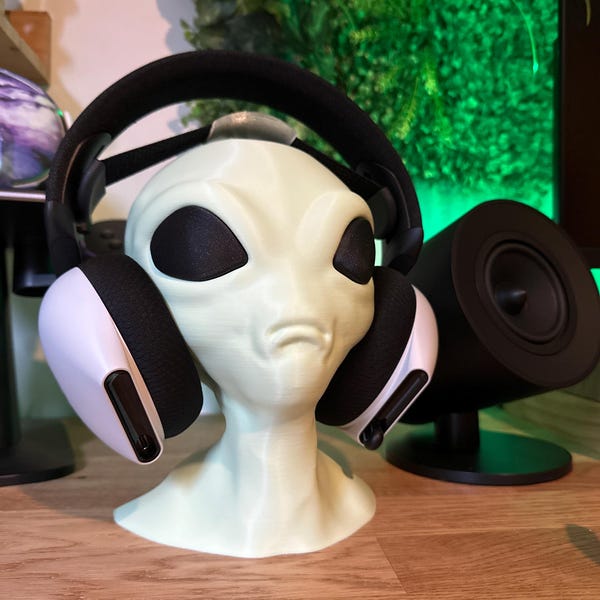 Alien Headphone Stand - Fantasy Headset Holder - Gaming Accessories ...