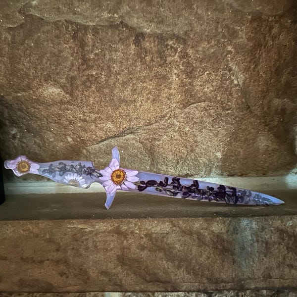 Custom Decorative Dried Pressed Flowers or Flower Petal Floral Dagger ...
