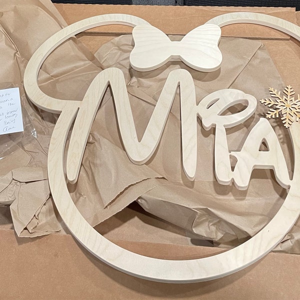 Disney Minnie Mouse, Wooden Minnie Mouse With Bow, Wooden Name Sign ...