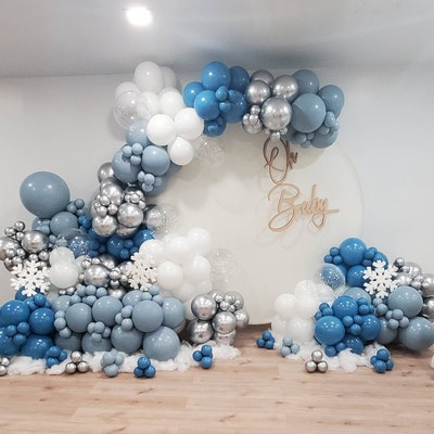 Born to Be WILD, Happy Birthday Sign, Happy Birthday Banner, Door ...