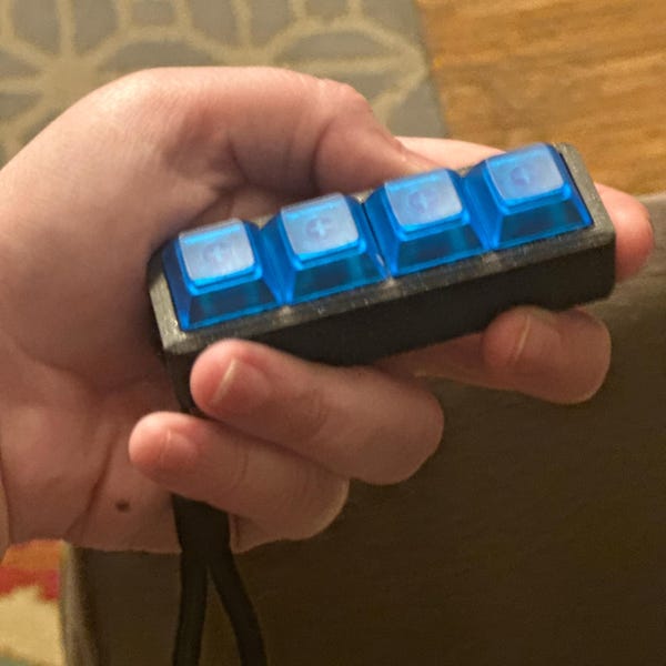 Mechanical Switch Clicky Fidget - 105+ Colors, 1 Key Mochi Keychain ...