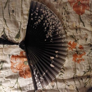 Embroidery Fan Round Fan Handmade Fan Classic Round Fan - Etsy