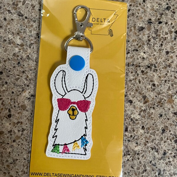 Vintage Boombox Keychain, Boombox Key Fob, 80s Keychain, 80s Boombox ...