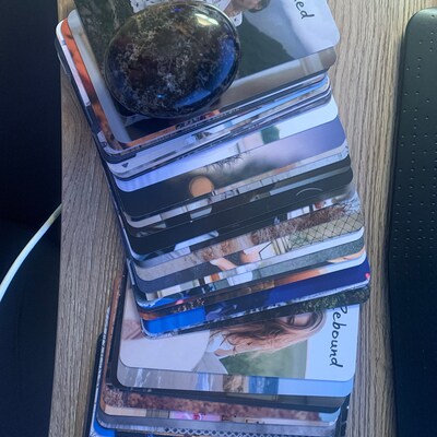 The Physical Features Oracle by Simplistic Mystic 32 Card Oracle MINI ...