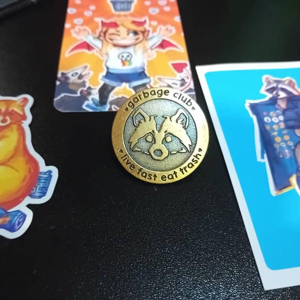 Opossum and Raccoon in Trashcan Pin - Trash Dwellers - Gold Plated Hard ...