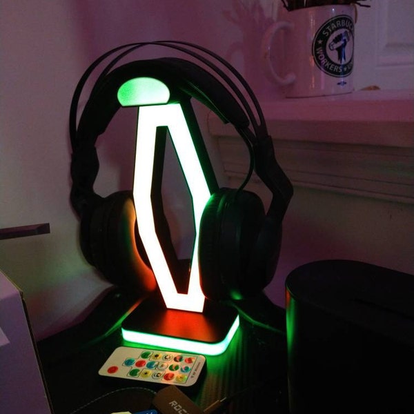 RGB LED Headphone Stand With USB-C Power, Modern Gaming Desk Accessory ...