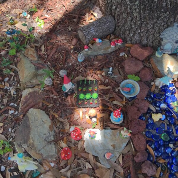 Miniature Rustic Outhouse Scene: Fairy Garden Cake Topper - Etsy
