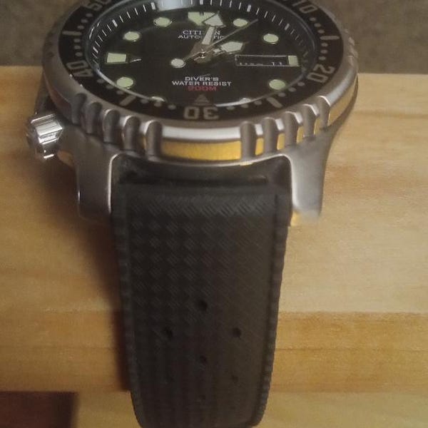 Premium FKM Rubber Hinge Watch Strap / White 20/22mm Quick Release ...