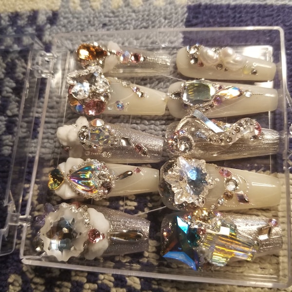 Luxury Press-on Nails, High-end Swarovski Crystal Long Nails, Roseup ...