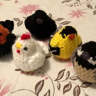 Black-capped Chickadee Bird Toy Plush Tiny Birb Amigurumi - Etsy