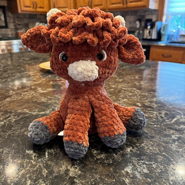 Amigurumi Highland Cow Pattern, Plush Pattern, Stuffed Highland Cow Toy ...