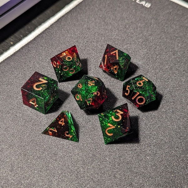 Green Lightning DND D20 Dice, Resin Sharp Edge Dice Set, D&D Dice Set ...