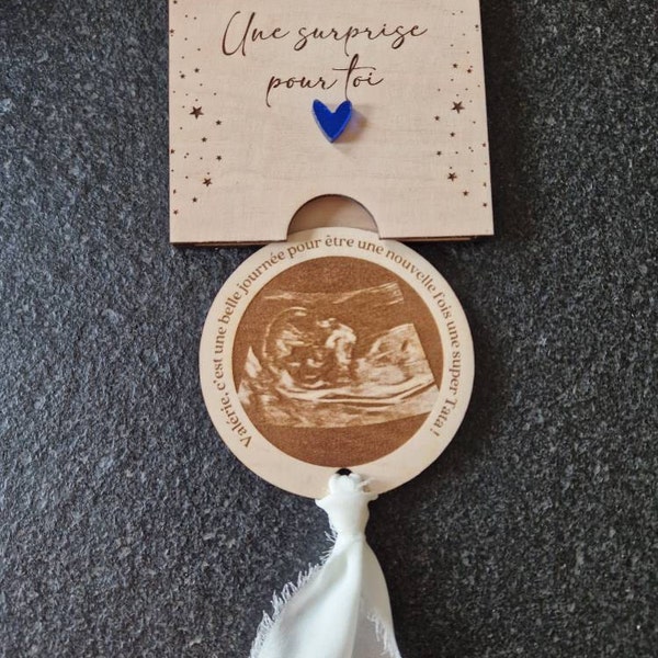 Surprise Pregnancy Announcement Box in the Shape of a Camera With ...