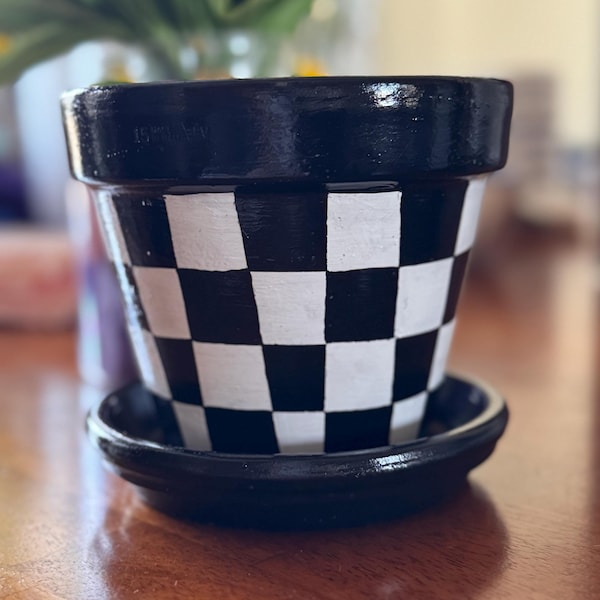 Black and White Checkered Hand Painted Flower Pot/plant Lover/flower ...