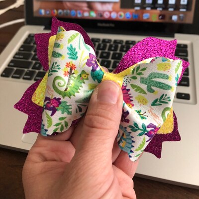 Scalloped Luna Bow Template SVG, Bow Template, SVG Files, Cricut SVG - Etsy