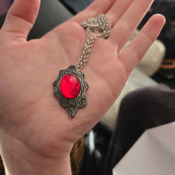 Dante's Amulet Necklace: Devil May Cry Cosplay Jewelry - Etsy