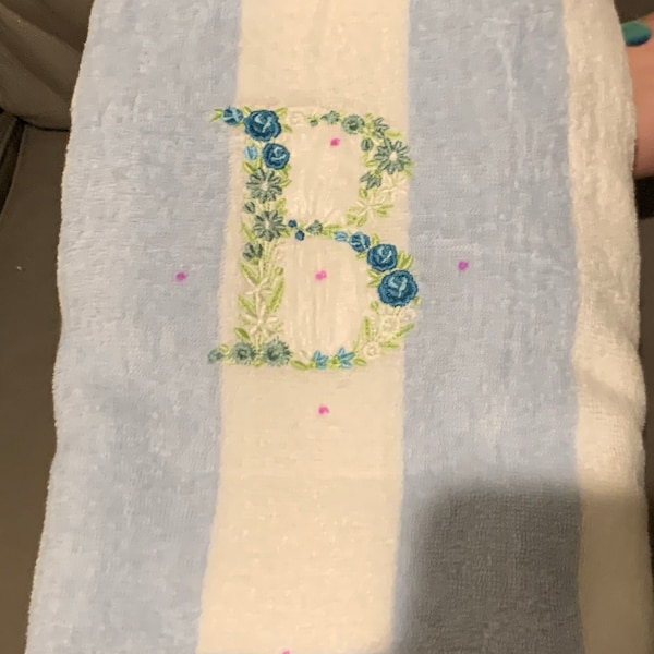 Machine Embroidery LETTER B Uppercase 10cm / 4" Tall Dainty Floral Font ...