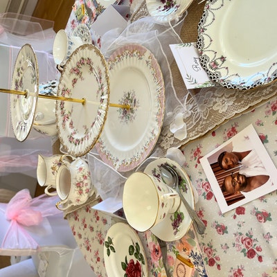 Personalised Guest Menu in Minimalist Design BT107 Menu Place Card - Etsy