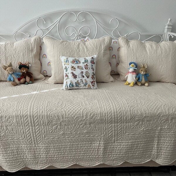 Peter Rabbit Sweatshirt Beatrix Potter Easter Birthday Gift Cutecore ...