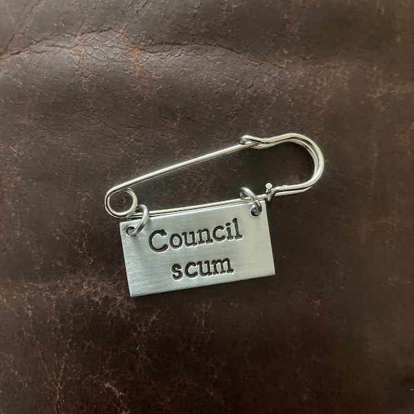 Socialist Kilt Pin Safety Pin Brooch Badge Socialism, Political, Tories ...
