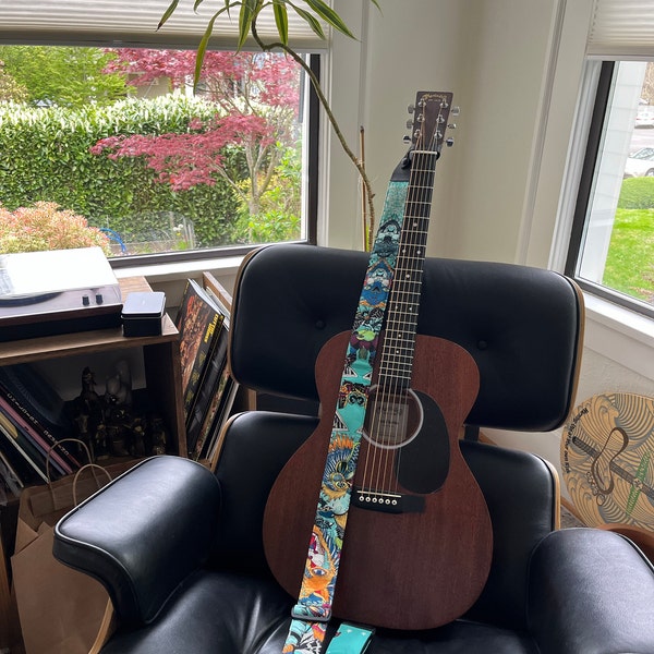 Retro Gamer Aliens on Black Guitar Strap - Etsy