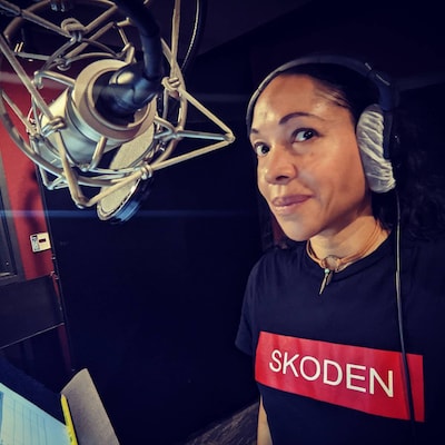 MMIW Red Hand Movement Stolen Sisters Unisex Tshirt - Etsy