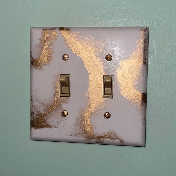 Colorful Abstract Art Light Switch / Electrical Outlet Cover - Toggle ...