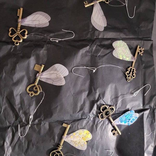 Magical Flying Keys! Christmas Tree Winged Keys, Magic Party Decor ...
