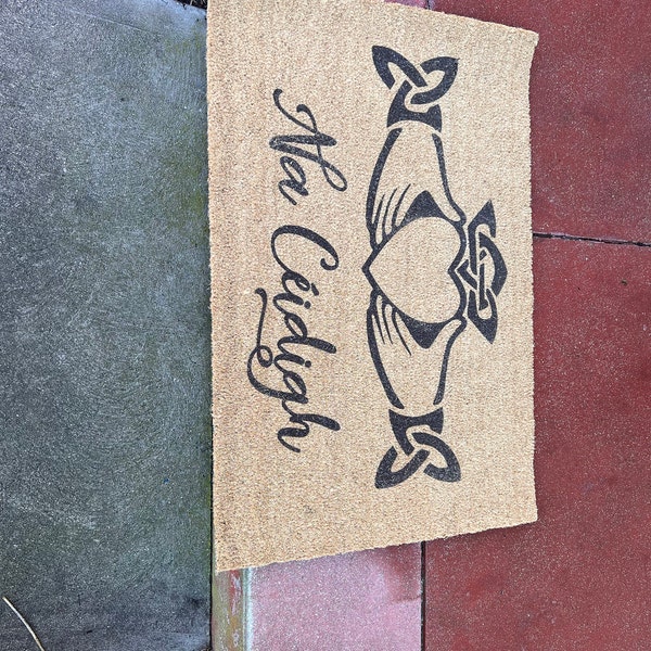Personalized Home Door Mat, Customised Family Name Irish Claddagh ...