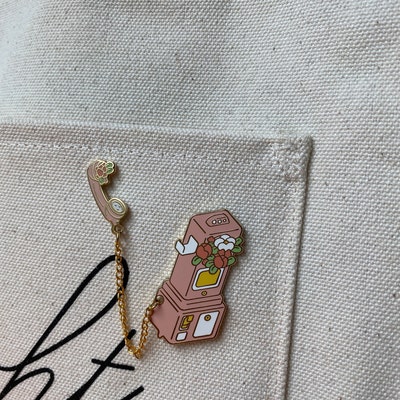 Pink Phone Enamel Pin Aesthetic Cute Pastel Flowers Kawaii Gold Chain ...