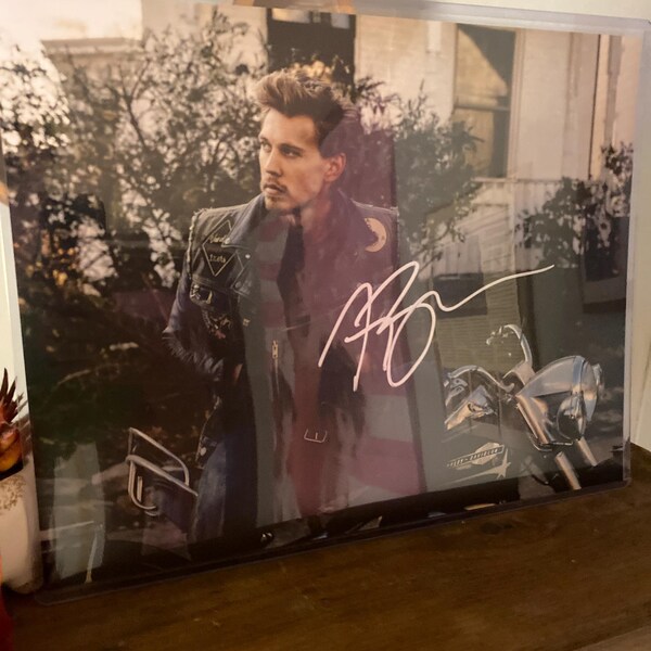Timothee Chalamet Signed Dune Paul Atreides Call Me by Your Name LGBTQ ... Timothee Chalamet Signed Dune Paul Atreides Call Me by Your Name LGBTQ ...