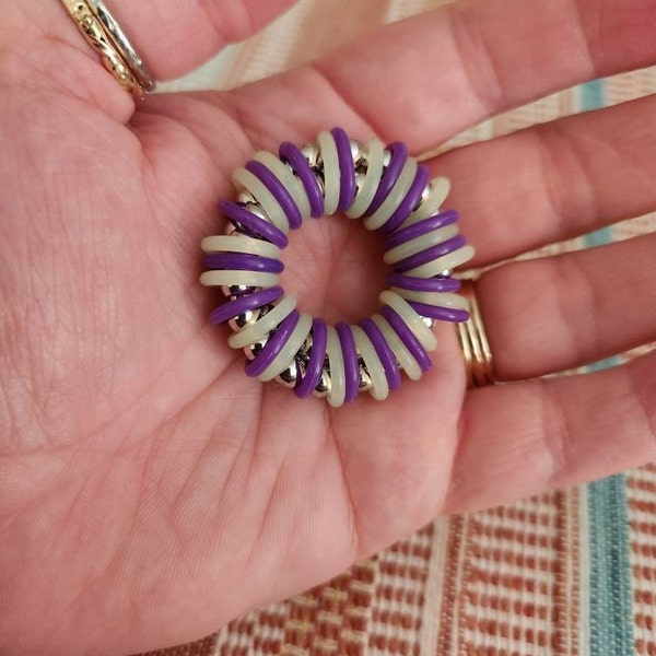 The Hyper Ring Hybrid Fidget Toy, Silicone Sensory Ring Stim Toy by ...