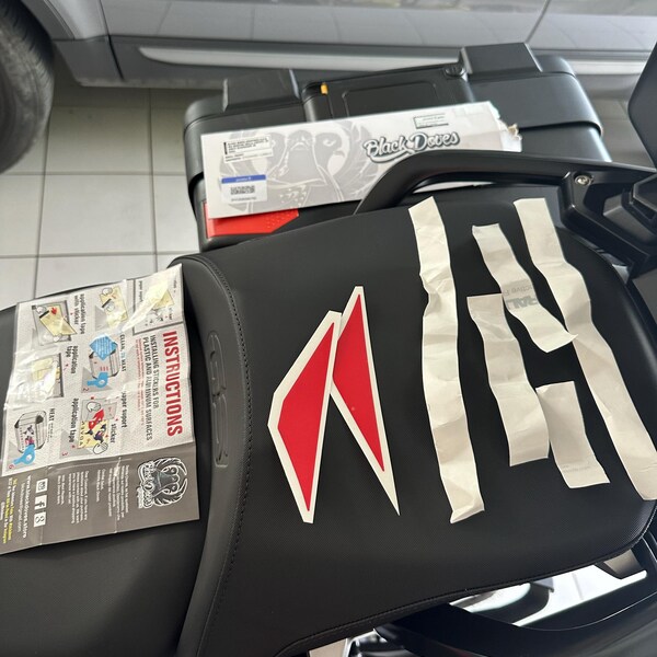 Reflectors STICKERS Compatible With GIVI TREKKER Outback 48 Ltr, 37 Ltr ...