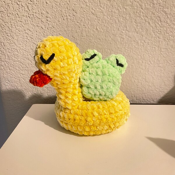 Crochet Duck Pool Float and Frog Plushie **CROCHET PATTERN PDF*** - Etsy