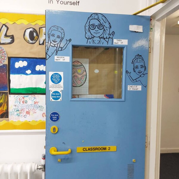 Personalised Teacher Bitmoji Decal - Classroom Decor for Doors, Windows ...