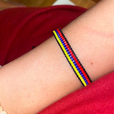 Que Viva COLOMBIA MINI FLAGS Are Here Mini Colombia Flag Bracelet for ...