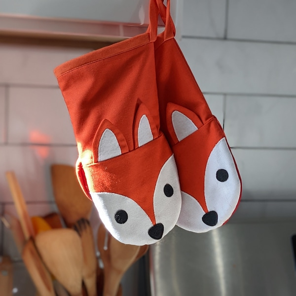 Cute Fox Oven Mitt | Kawaii Animal Kitchen Glove | Gift for Fox Lover ...