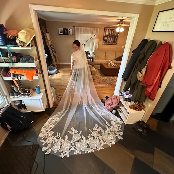 Elegant Large Flower Veil, 1 Tier Long Veil, Bridal Organza Flower ...