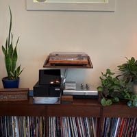 Floating Turntable Shelf / Customizable Record Player Shelf / Projector ...